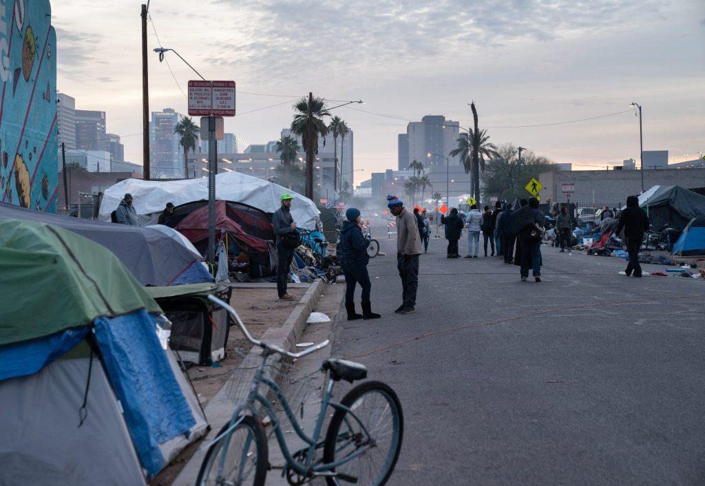 Phoenix continues to clean up the homeless camp in downtown Phoenix ...